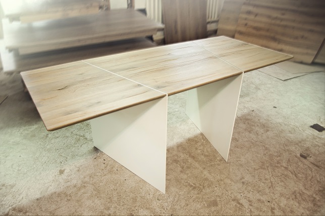 Split Table | Romanian Design Week